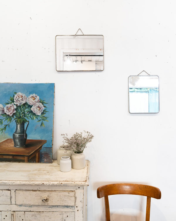 Igor, the barber mirror No. 57 – Debongout